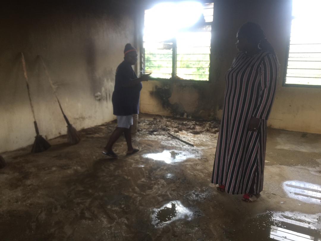 3 Students Collapse following Fire Outbreak at Osino SHS | Bryt FM